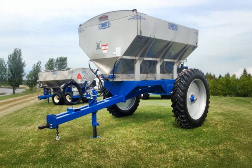 2025 Summer Show Preview: 14 Fertilizer Spreaders You Don’t Want to ...
